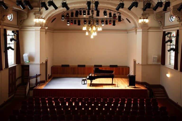 Decorib Carpet: Low-Cost & Easy to Handle | Arena Commercial