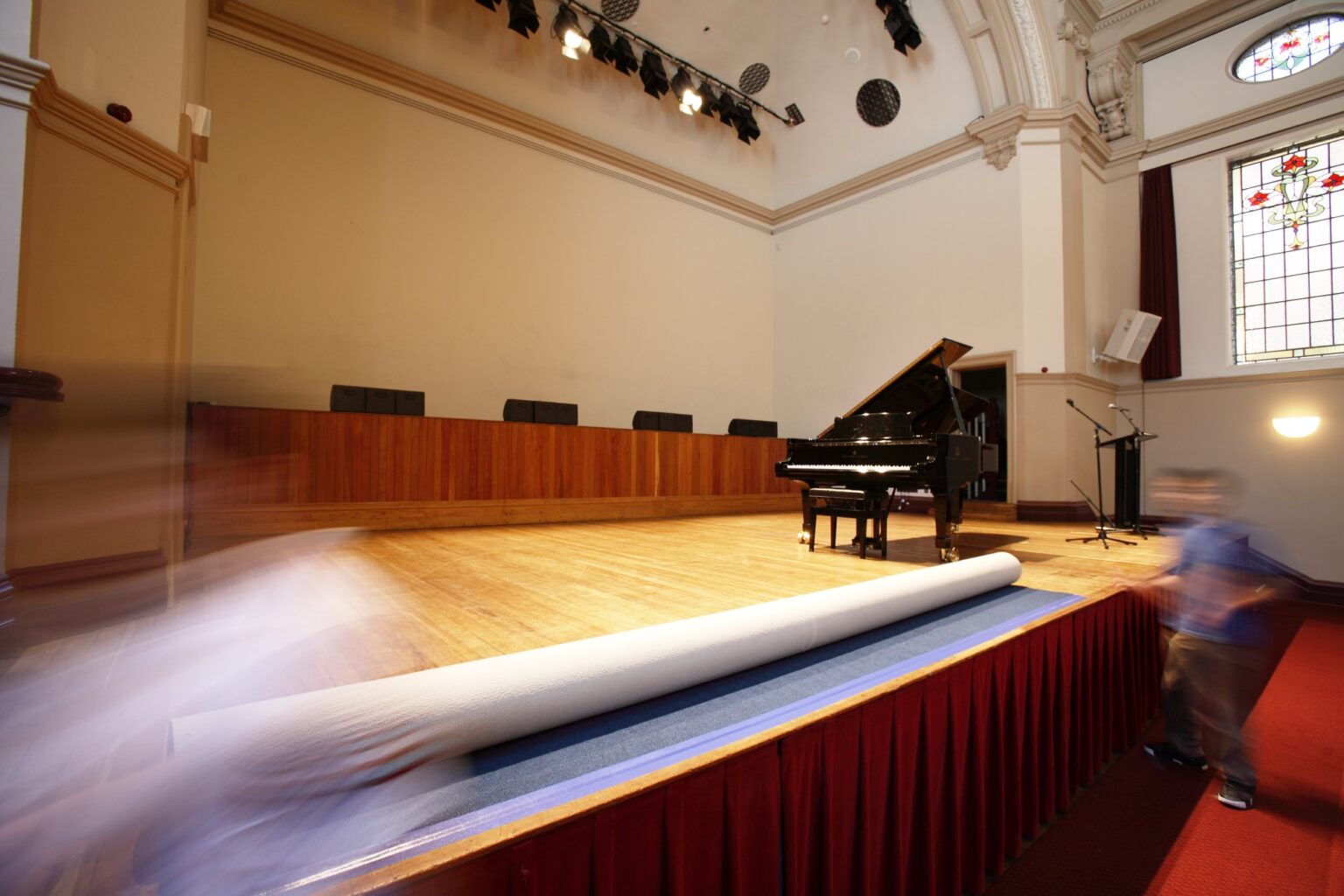 Decorib Carpet: Low-Cost & Easy to Handle | Arena Commercial